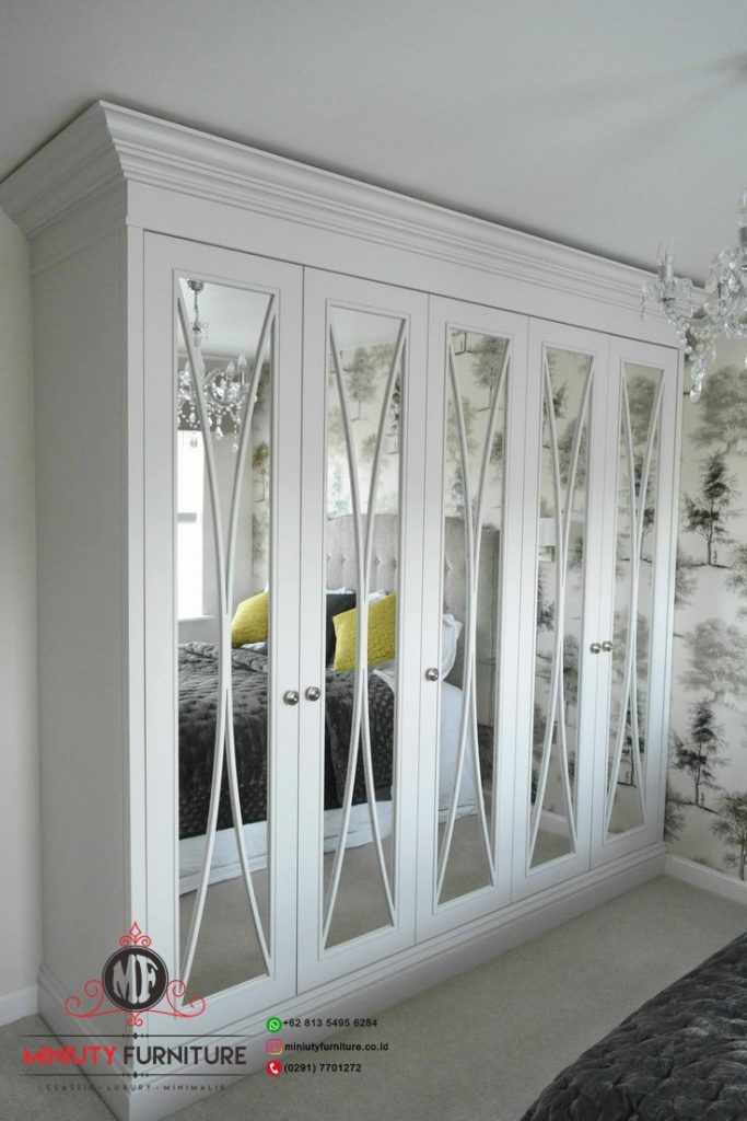 wardrobe pintu kaca putih minimalis classic kayu – MINIUTY FURNITURE