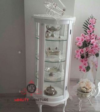 lemari hias pojok ruangan rak kaca modern – Miniuty Furniture